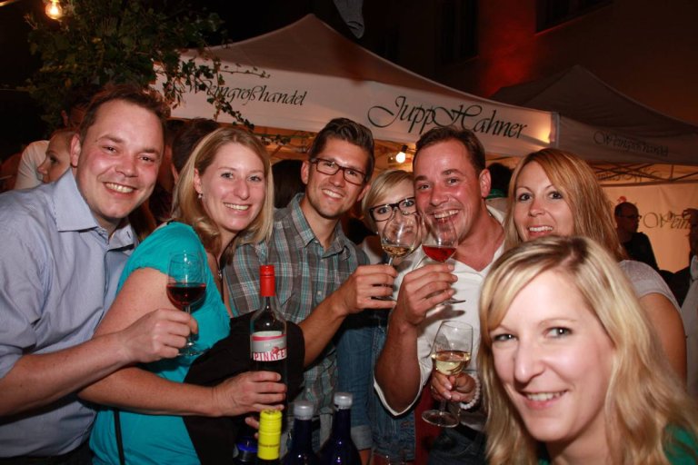Weinfest Fulda im Schlosshof - Jupp Hahner Weingroßhandel
